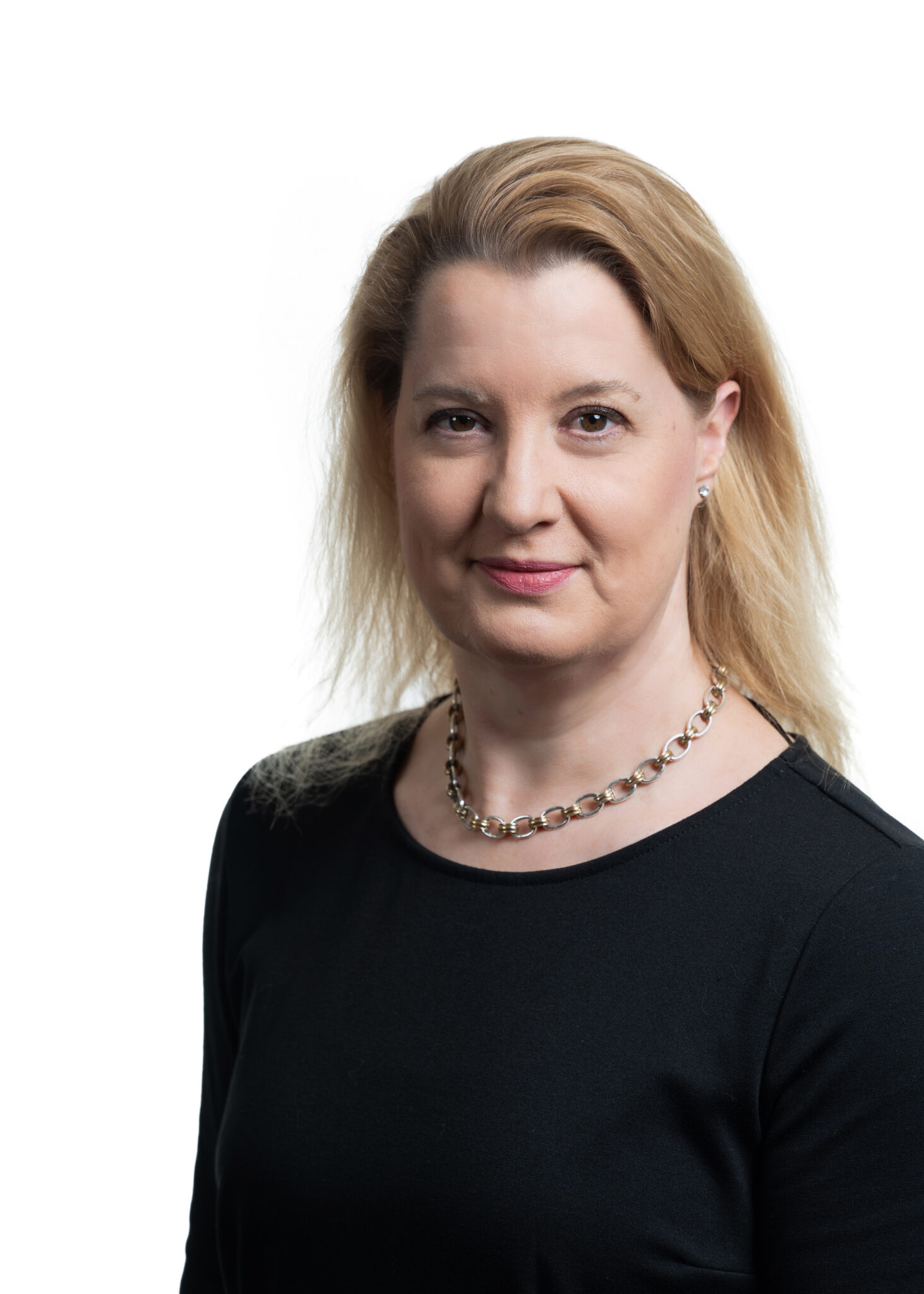 Melissa Mackenzie - Institute on Governance